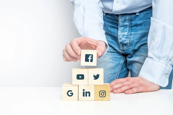 Exploring Successful Strategies For Building YouTube Audience ...